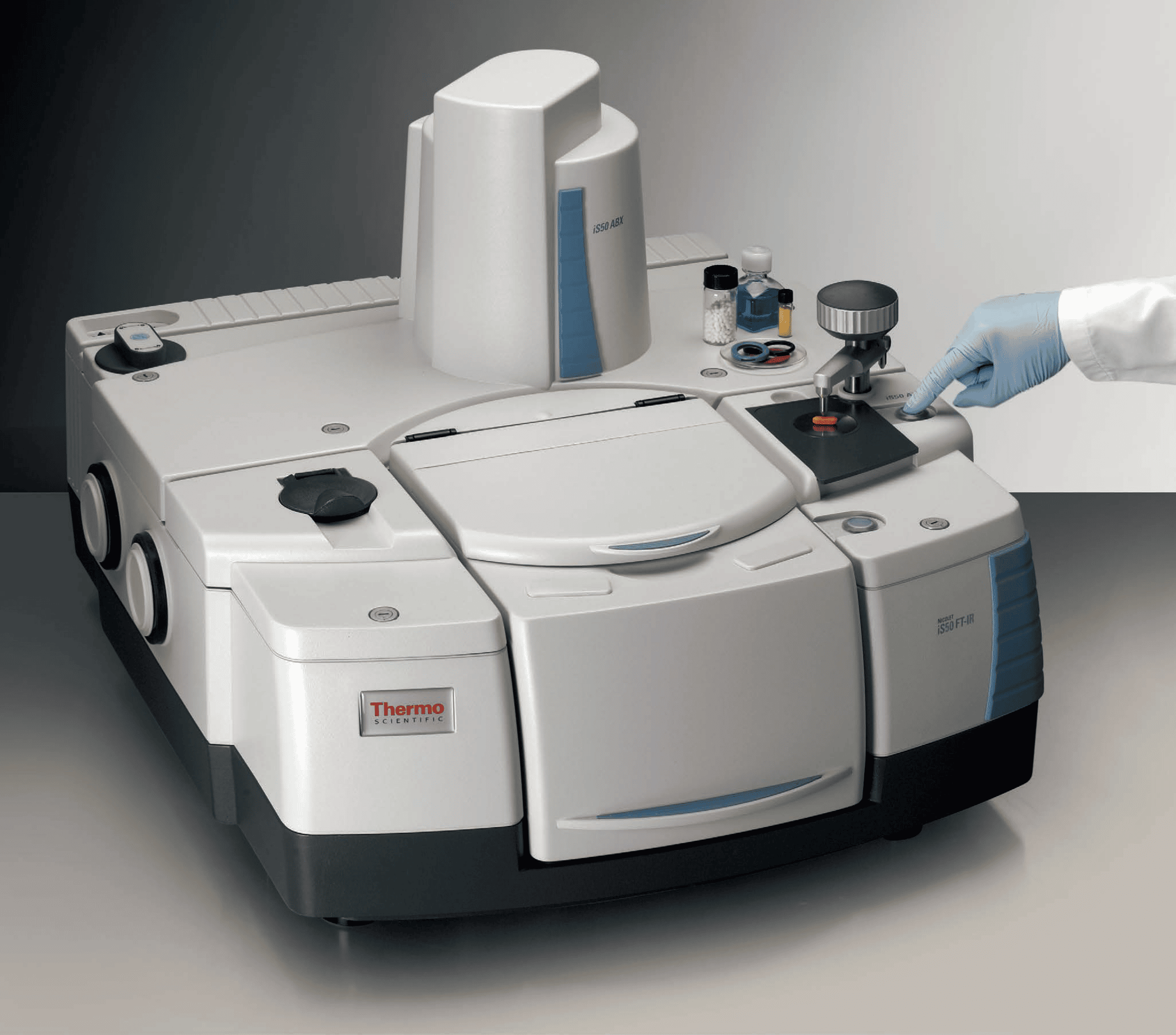 Thermo Fisher Scientific - 利泓科技 | 提供解決方案的專家：前處理設備、分析儀器、合成與製程設備